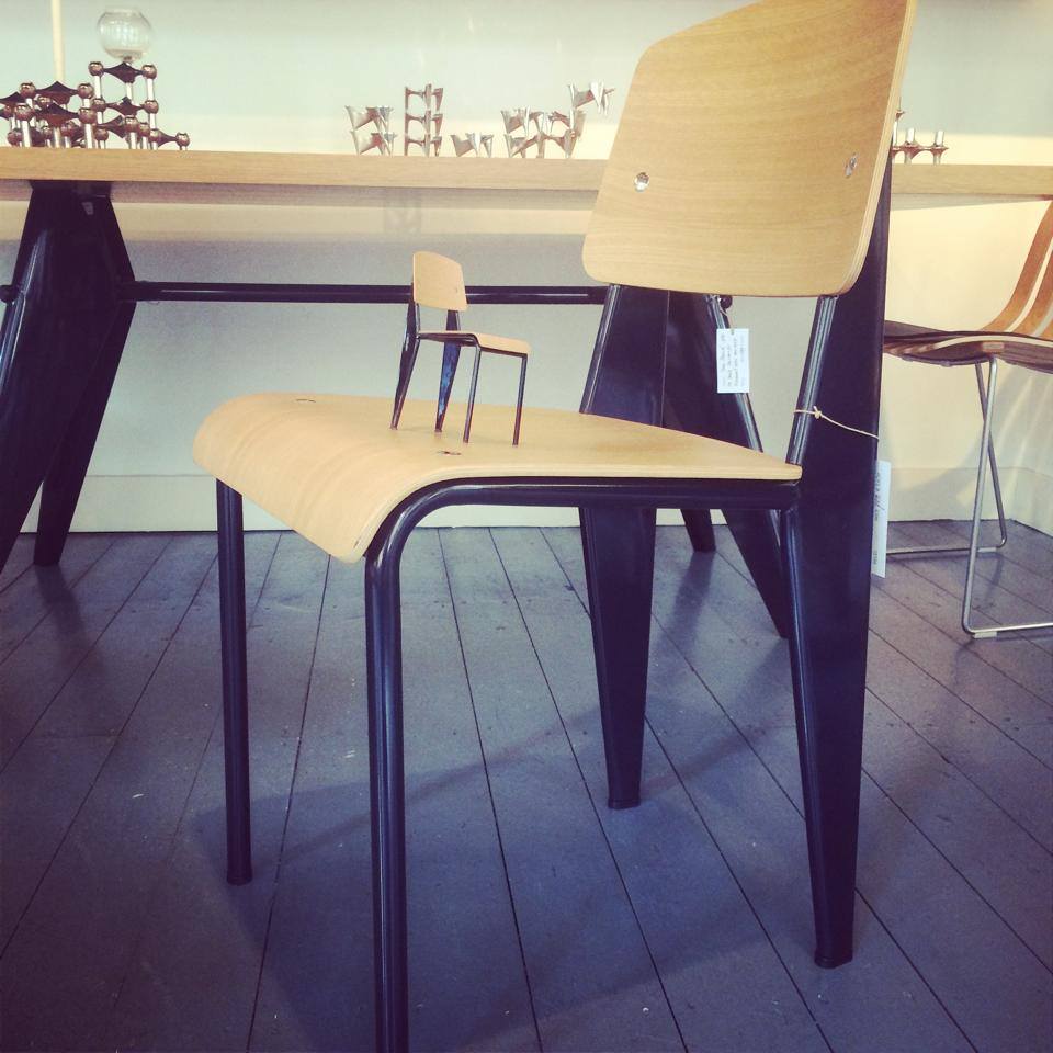 VITRA plywood chairs miniatures for the collector - WonderWood